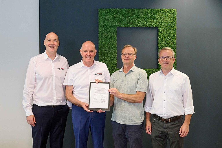 Next-Level: Papier versiegeln mit Ultraschall | Herrmann Ultraschall